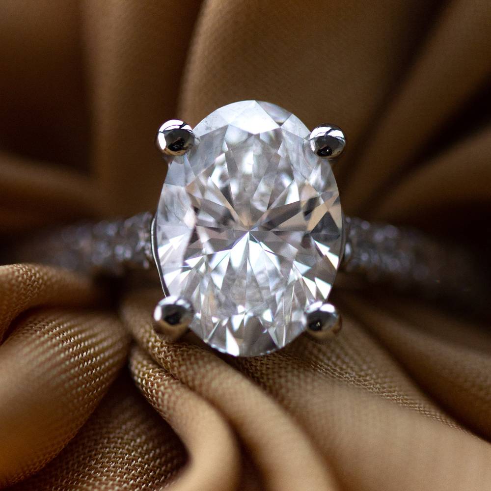 Oval Diamond Shoulder Set Ring - Diamond Heaven