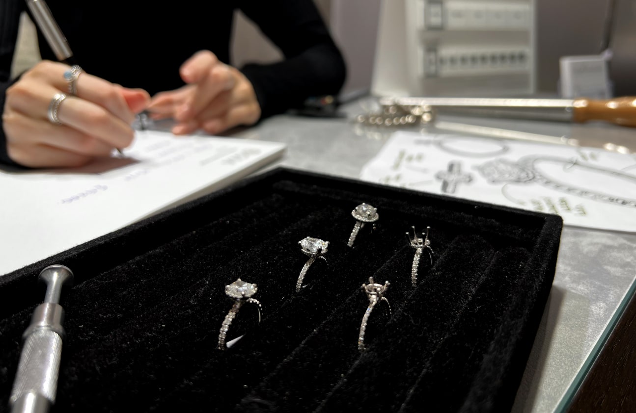 Diamond Jewellery Discounts for NHS - Armed Forces, Emergency Services ...